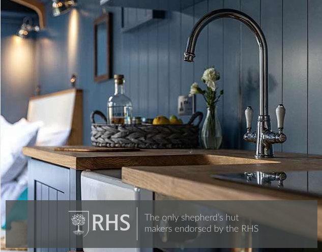 Annie and Clarabel - Cockerdale Lodges, Oldstead